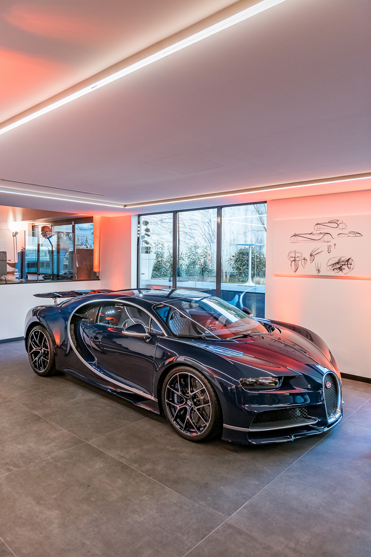 Inauguration du Showroom Bugatti à Paris - Marius Hanin